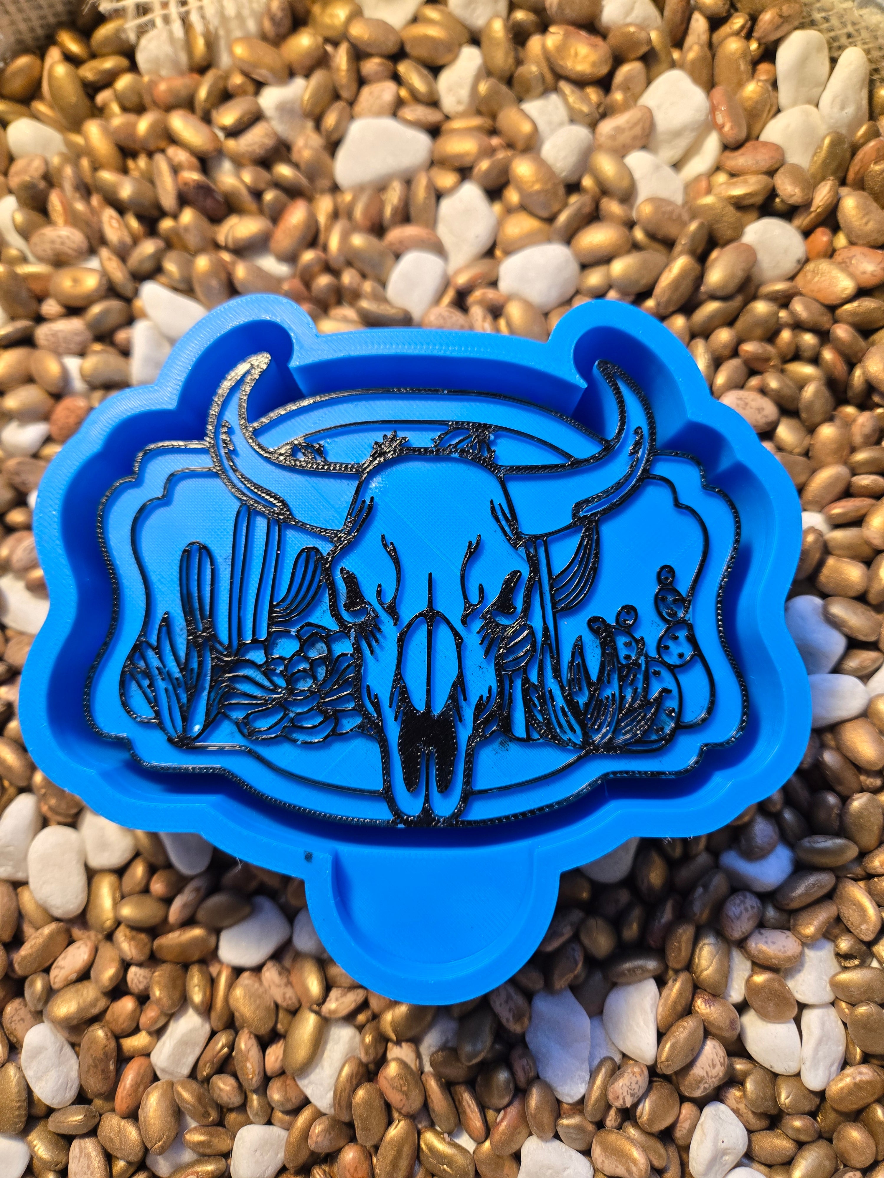 1310. Desert Skull Freshie Mold – Crazy 8 Design