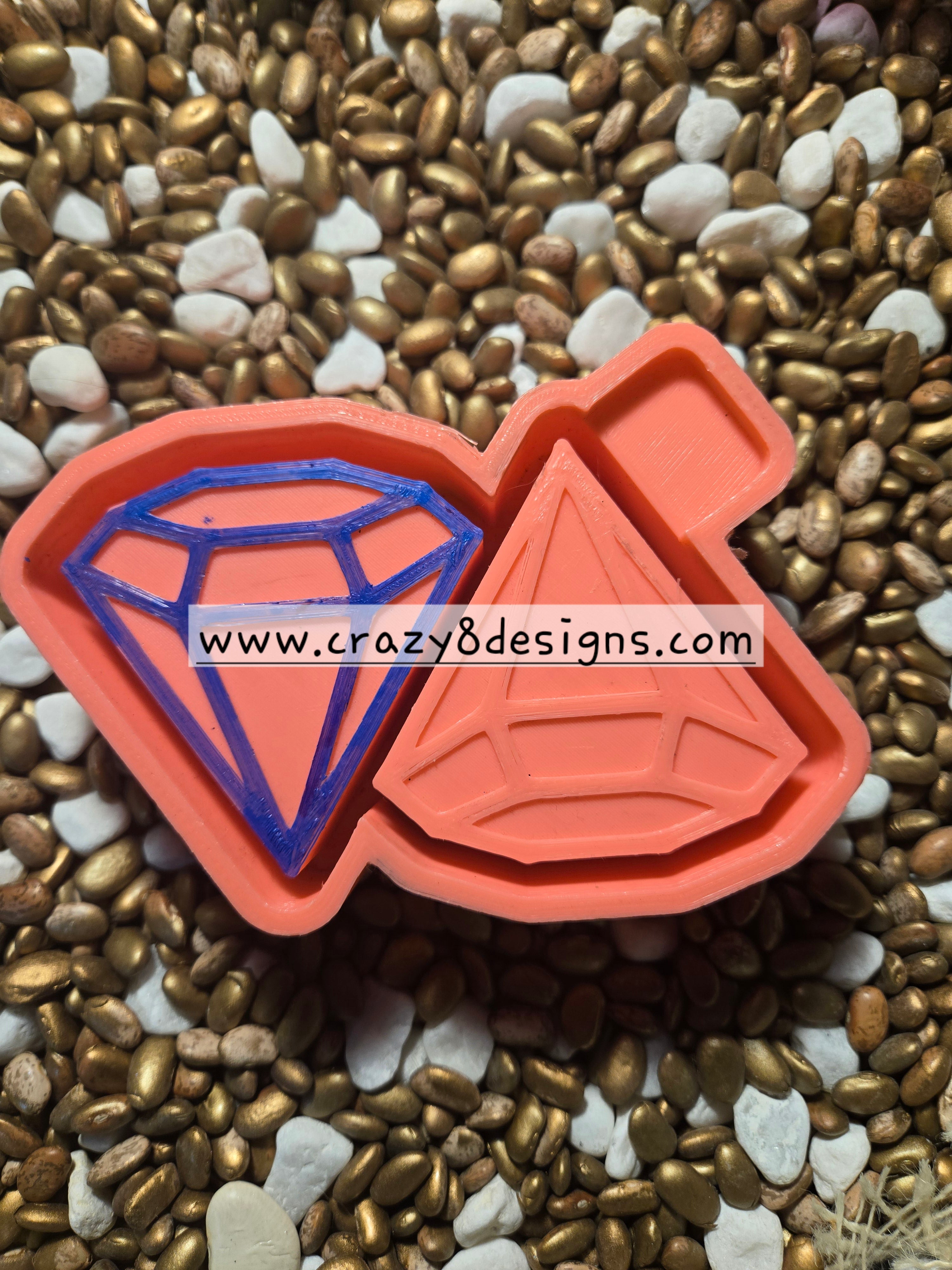 1420. Diamond Freshie Mold – Crazy 8 Design